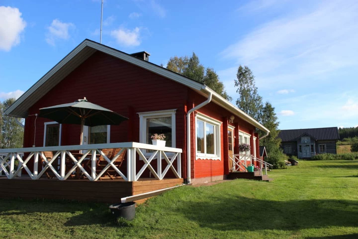 Atmospheric House On The Shore Of Kemijoki - Rovaniemi