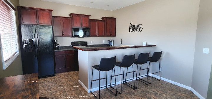 Welcome To The Greenhouse! 2bdrm/1 Bath - Escanaba, MI