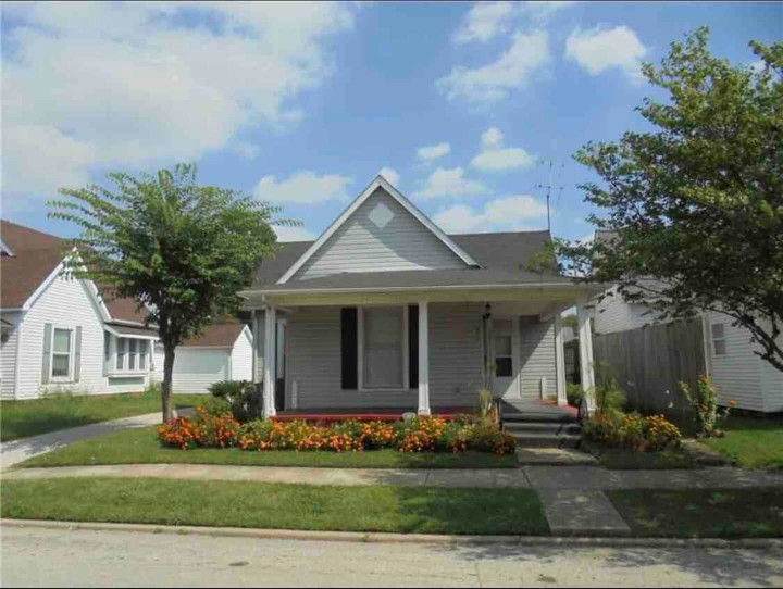 Budget Basement Apartment In Downtown Columbus - Columbus, IN
