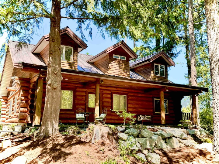 Eudaimonia Living Acres Guest Retreat - Nanaimo