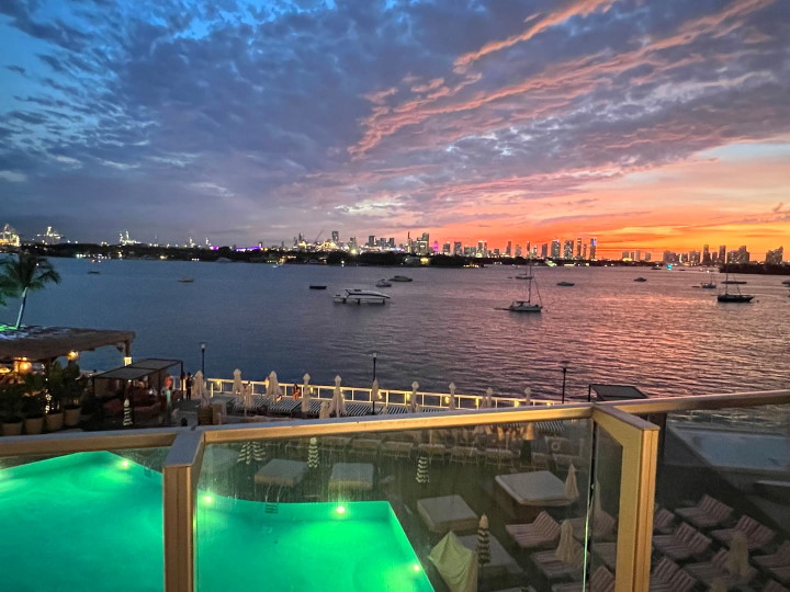 South Beach Bayfront Studio In 5 Star Hotel! - Miami Beach