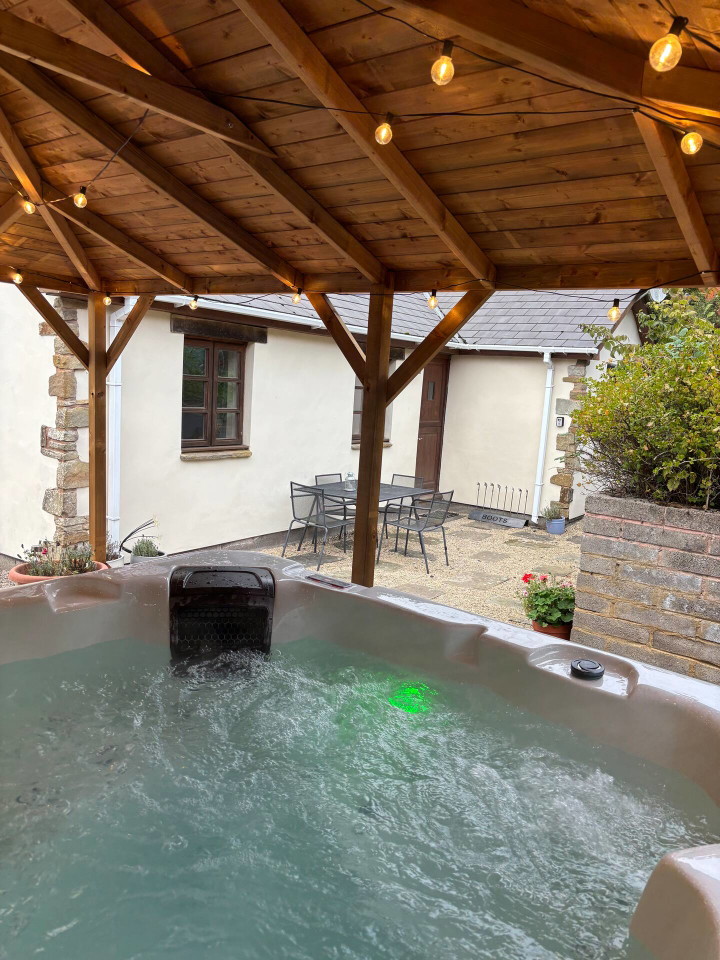 Forest Of Dean Property With Hot Tub - Forest of Dean