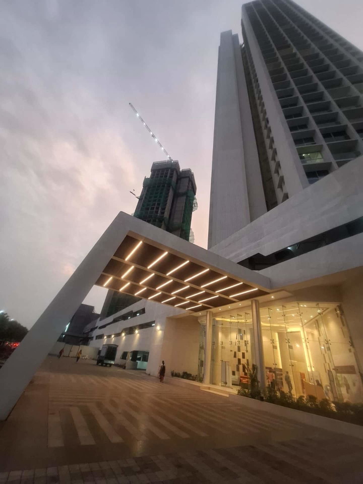 Luxurious 2bhk Apartment - Thane