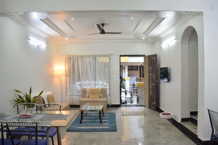 Airbnb Villa Bathtub Group Koregaopark Nx Airport - Pune (India)