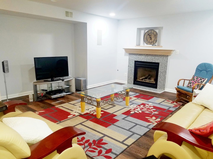 Comfortable Private Basement Apt 1400 Sq Ft - Falls Church, VA
