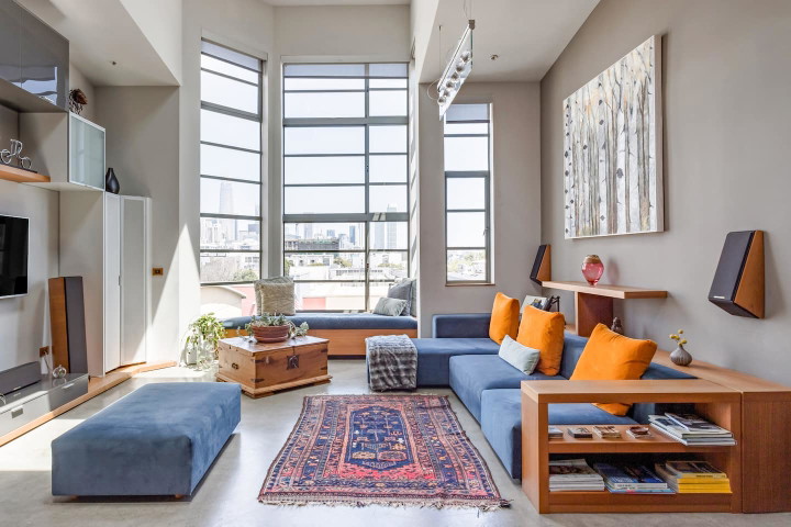 Inspiring Skyline Views From A Hip Loft In Soma - San Francisco, CA