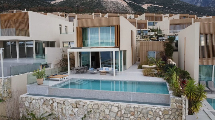 Unique Individual Pool Villa 73 - Dhërmi