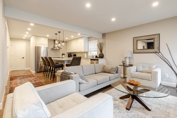 Windsor Executive Rentals | The Gus House - Windsor, ON, Canada