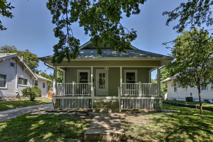 The Little House In Woods Park Neighborhood - Lincoln, NE