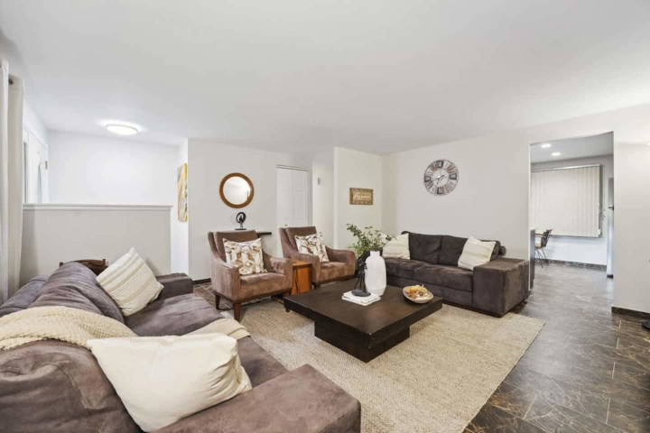 3br Family Home | 2 Living Rooms | Extended Stays - Hoffman Estates, IL