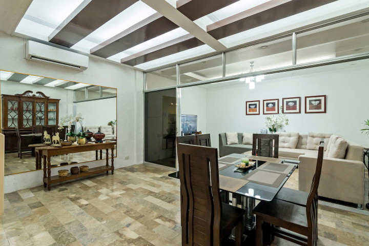 4br House W/pool, Ktv, Billiards 10mins From Mall - Manila