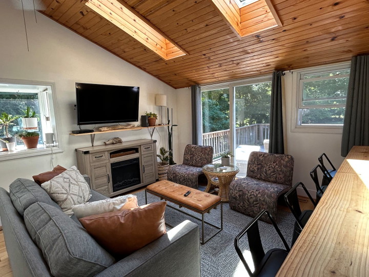 Cozy Sawyer Beach Cottage- Walk To Warren Dunes - Michigan