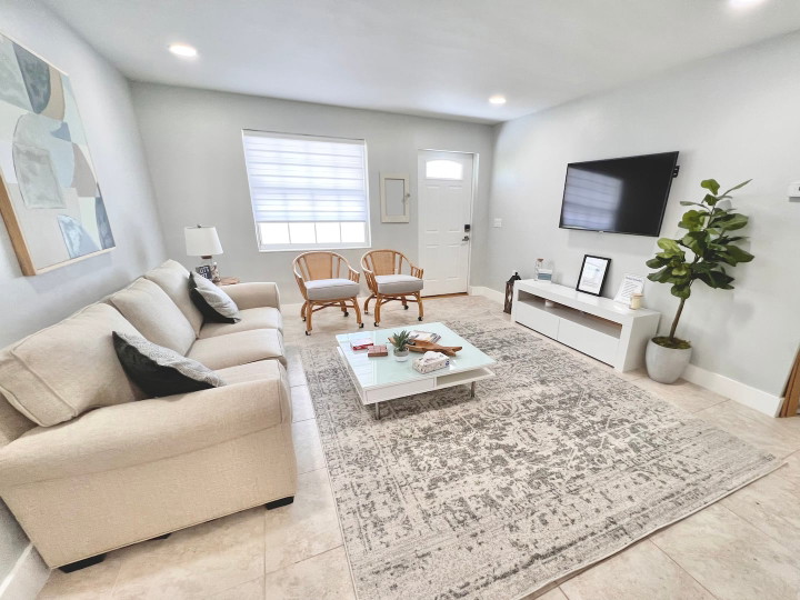 The Salty Nest Cozy 3 Bedroom Home In Naples, Fl - Naples, FL
