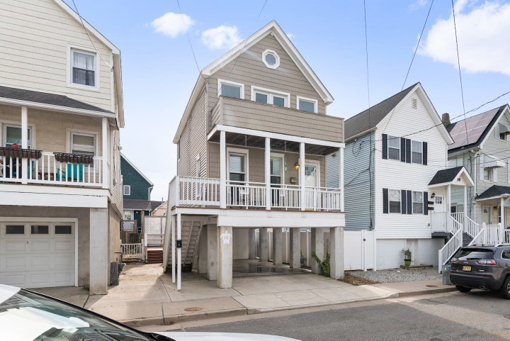 1 Block To Beach Near Town Center - Long Branch, NJ
