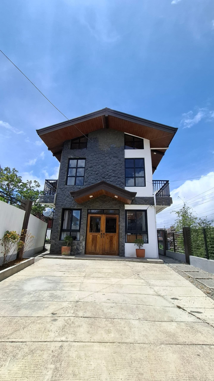 Country House In Sagada (Faby's Homestay) - Sagada