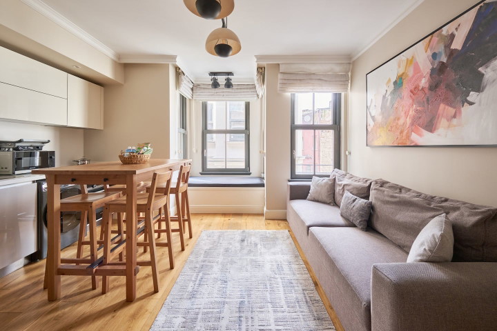 Rare Duplex 1br W/ Balcony Quiet Street View - Estambul