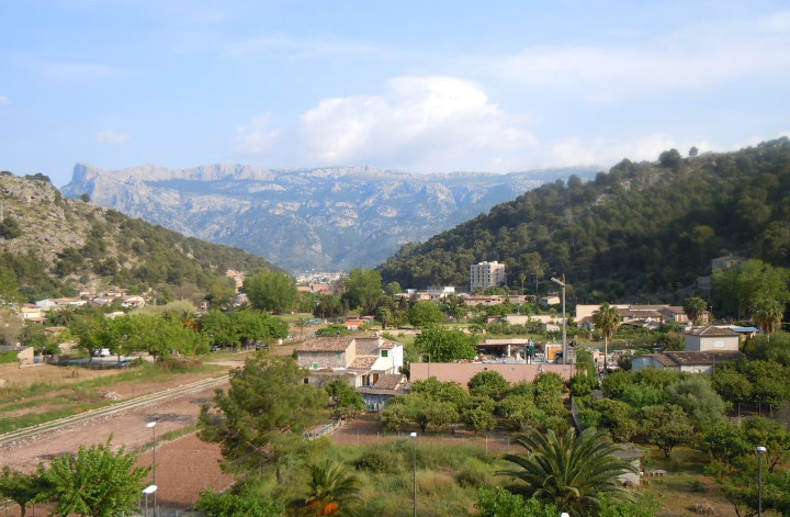 Beach Line, Cozy Apartment With Mountain Views - Port de Sóller