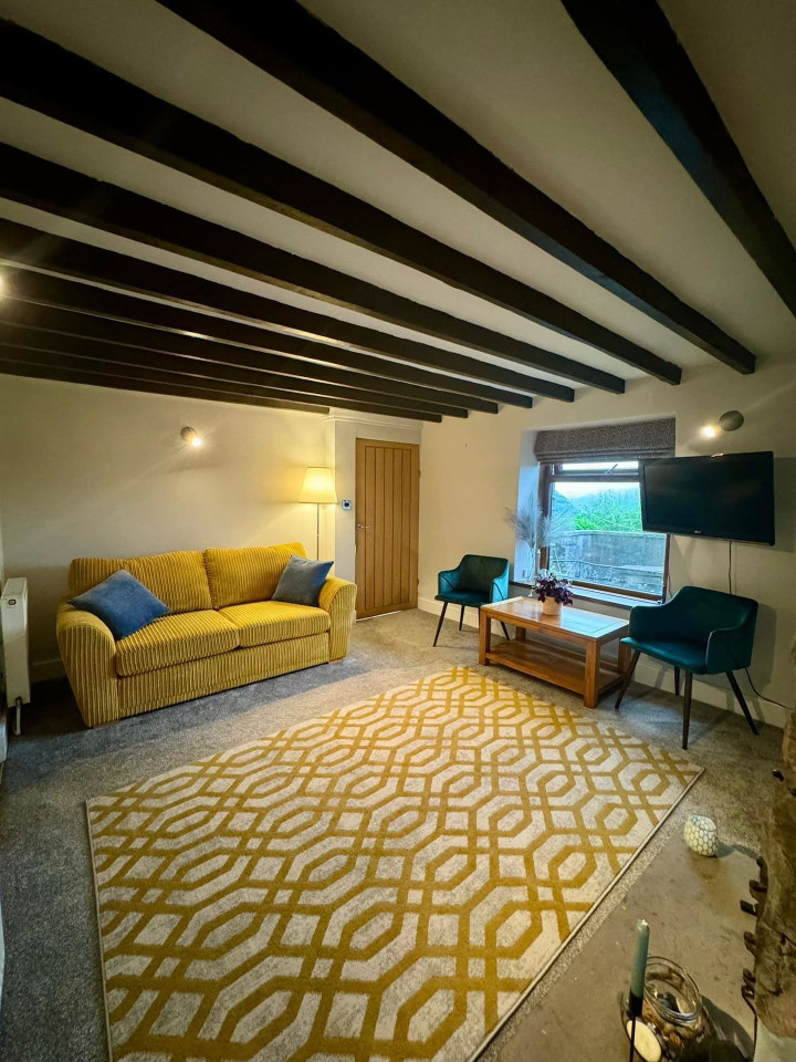 Garden Studio With A View - Leeds Bradford Airport (LBA)