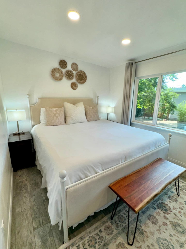 Bright Spacious Studio Near Beach And Downtown - Santa Bárbara, CA