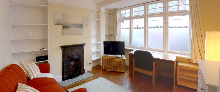 Lovely 2 Bedroom Flat With Garden And Lounge. - 