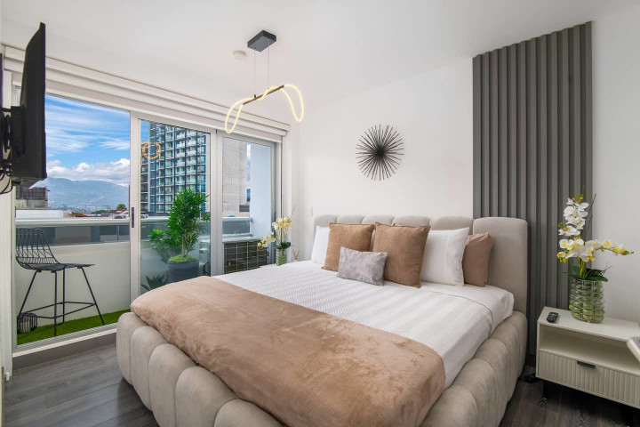 Nest-411: A Premium Experience (Near Airport) - Costa Rica