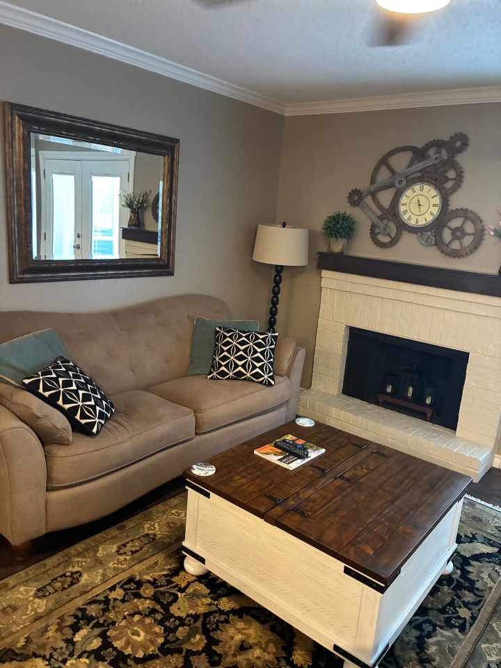 Jadon's Bungalow
(Unit 242) - Midland, TX