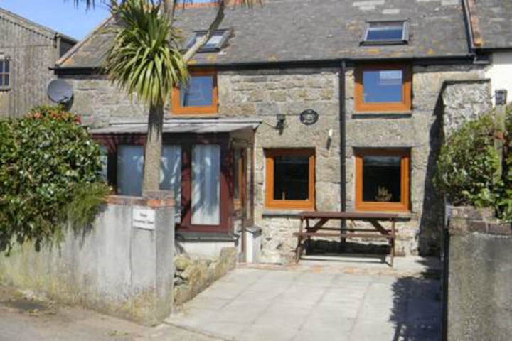 1, "The Retreat, Badgers Cross - Mousehole