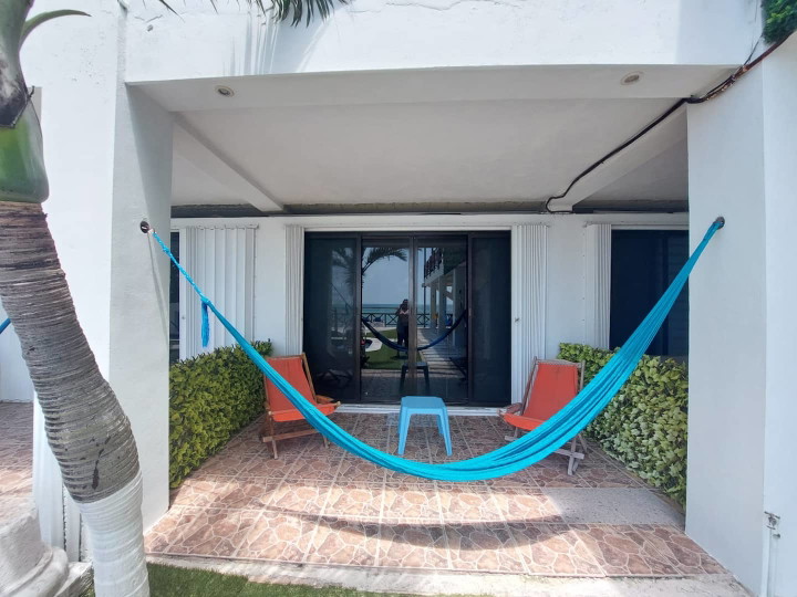 3. Oceanfront Apartment - Cancún