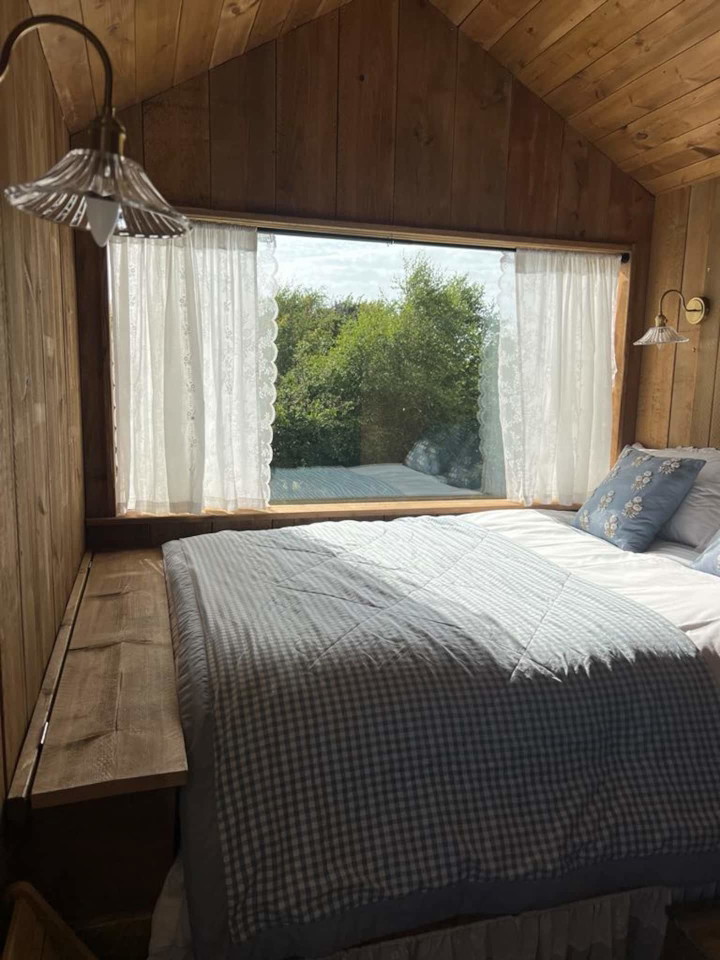 Your Secluded Escape Awaits - Kingsbridge