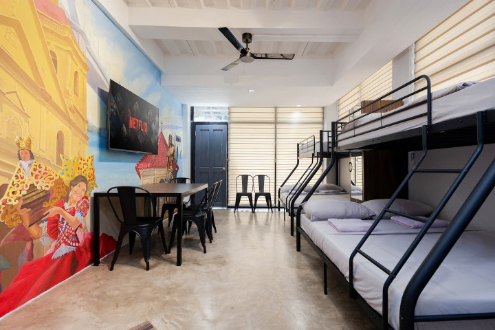 *New* Fresh & Modern For 8 In Heart Of Cebu! - 201 - Cebu City