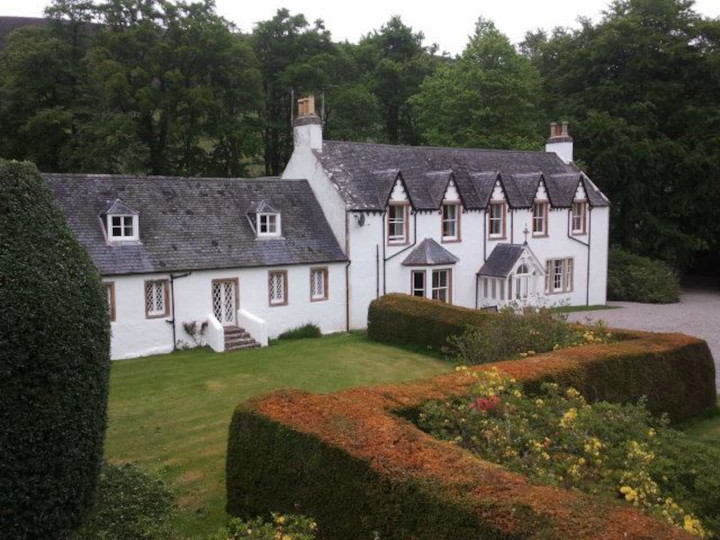 Comfortable Lodge Set In The Highlands Of Scotland - Lairg