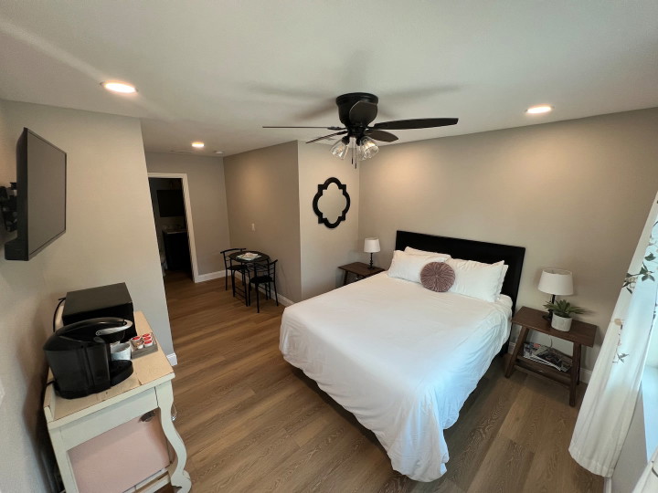 Clean & Cozy Private Guest Suite Near Beaches - Vista, CA