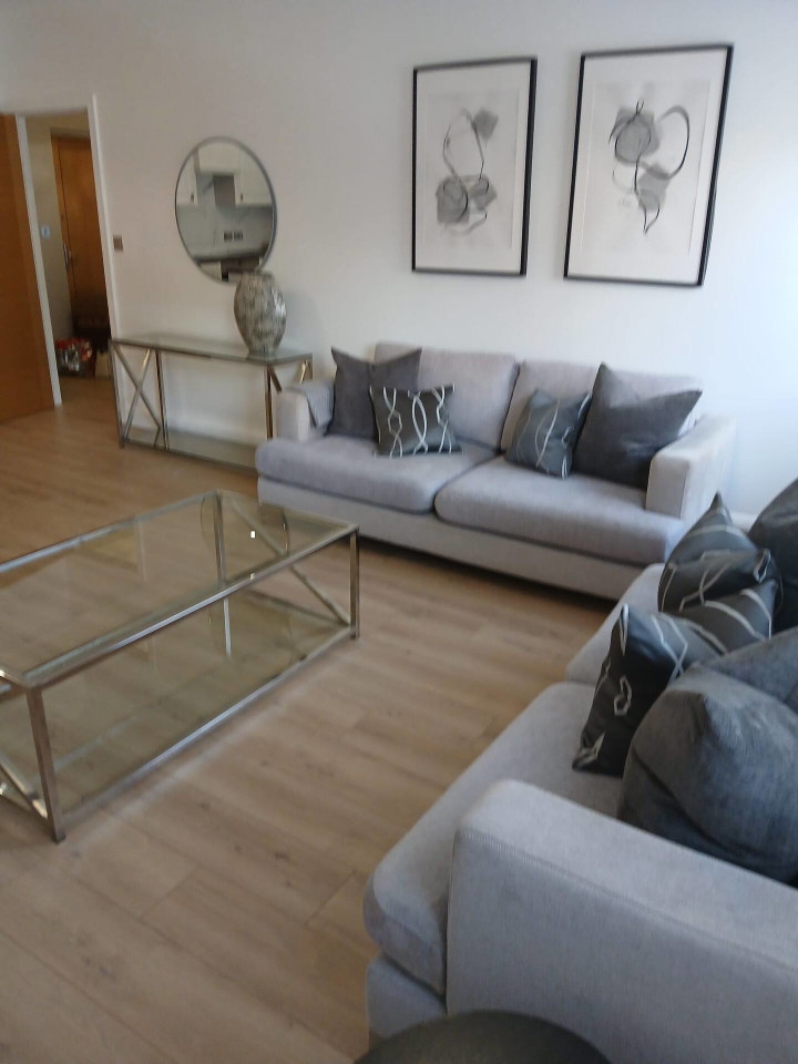 Beautiful Luxury 2 Bed Flat, Close To All Beaches! - Poole