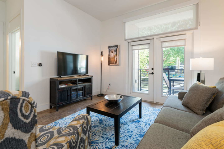 King Bedroom Condo Close To Everything Asheville - Asheville, NC