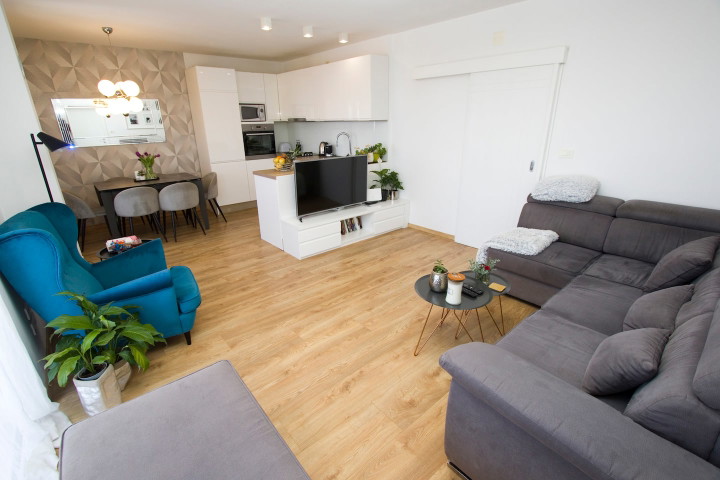 Luxury Apartment Near The Beach With A Sea View - Baška Voda