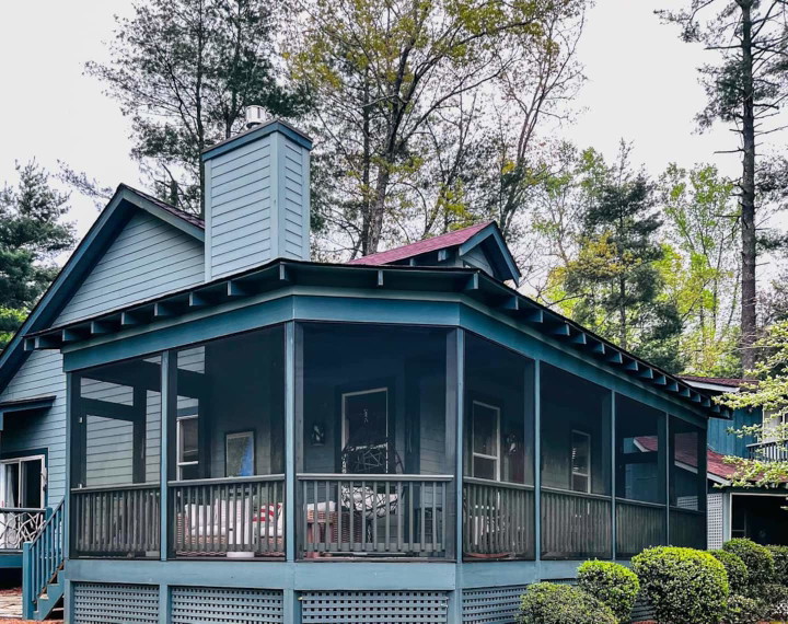 The Goat Cottage At Highland Lake In The Hamlet - Hendersonville, NC