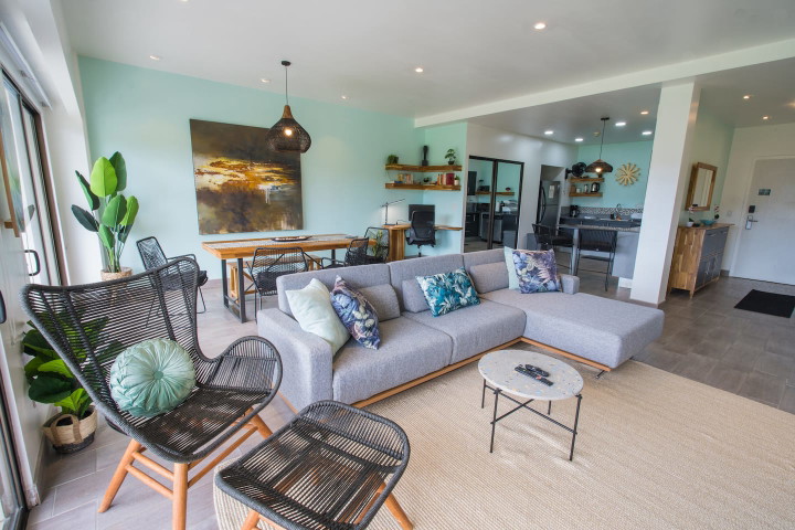 Beautiful Luxury Apartment 1 Block To The Beach - Costa Rica