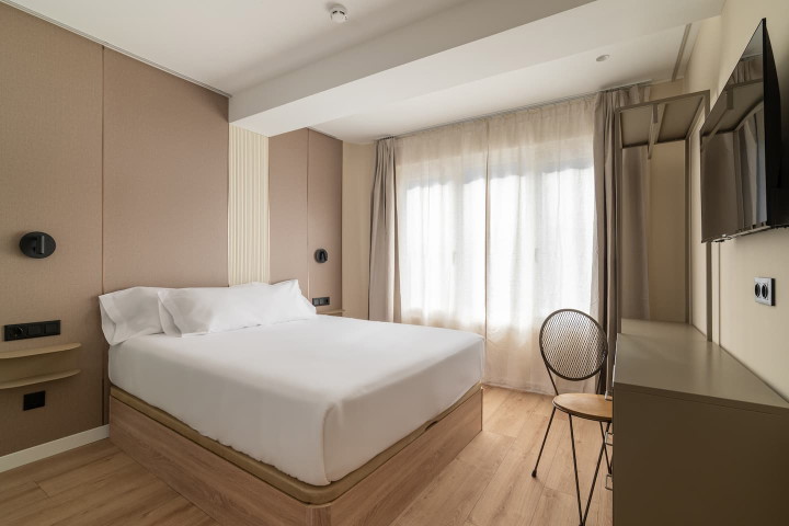 Lee Hotel Andorra - Standard Room With Views - Andorra