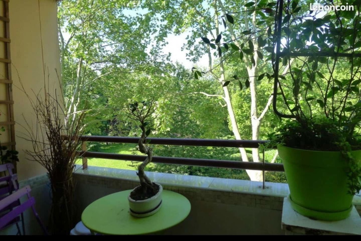 F3 Avec Balcon, Parking Privé, 5 Min De La Gare - Guyancourt