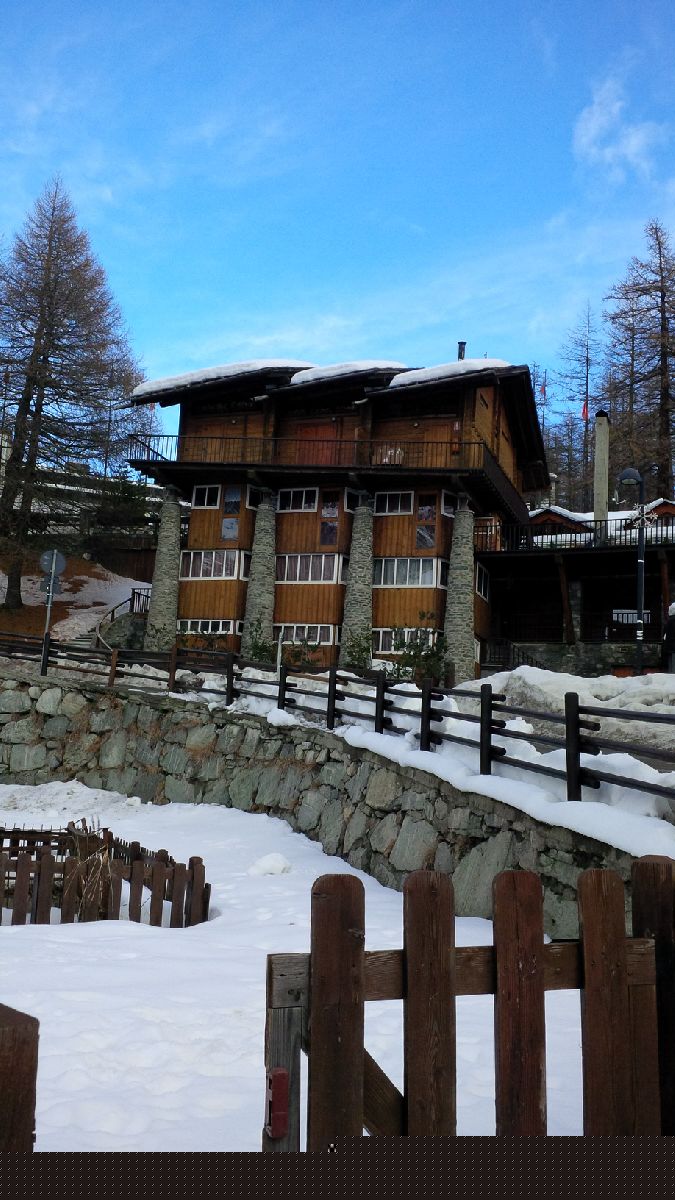 Cozy Studio + Garage Near Cable Car & City Center - Zermatt