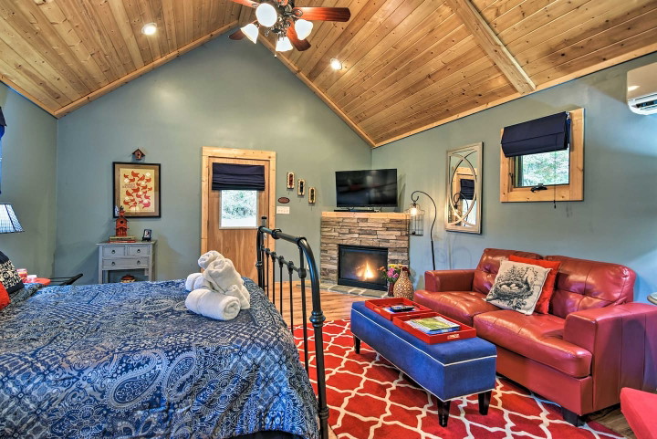 Dog-friendly Weaverville Cabin King Bed,hot Tub&fp - Weaverville, NC