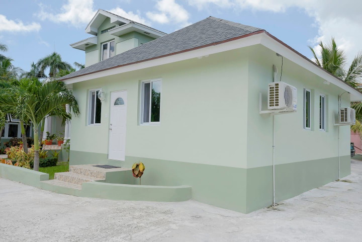 Sale - Sandy Beach Apartment West 1 - Nassau