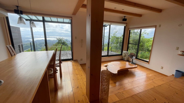 Jungle Room Sawa, Where You Can Enjoy The Scenery Of Ehime - Matsuyama