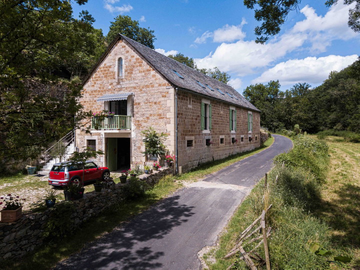 Gites De Coussanne Bel Appartement Au Calme - Espalion