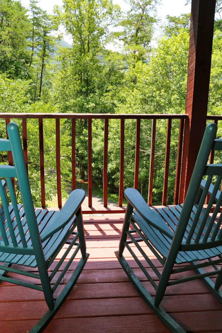 Romantic Getaway In The Smokies-hot Tub & Jacuzzi - Townsend, TN