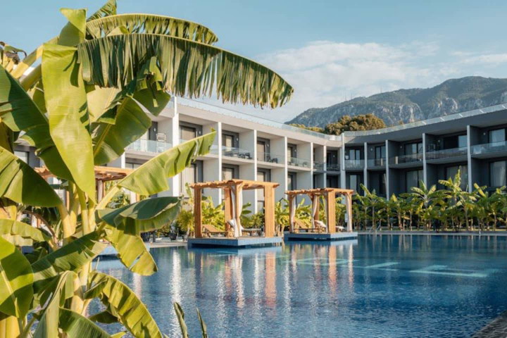 Luxury Poolside Duplex 2+1 In Lapta, Near To Merit - Cypr