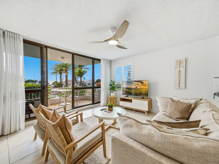 Ocean View - 2 Bedroom Apartment - Maroochydore
