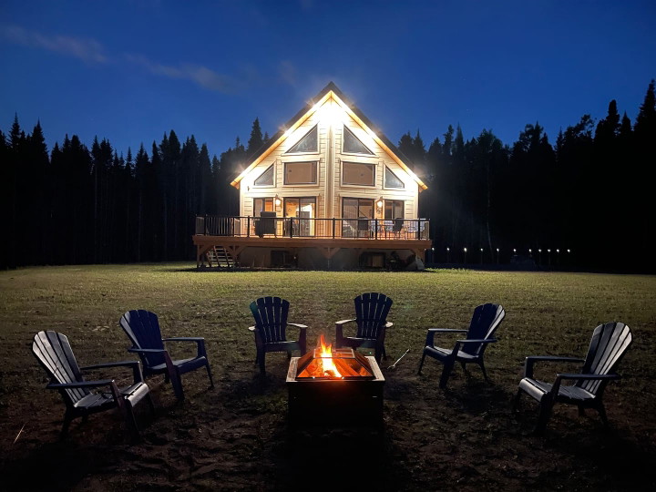4 Bedroom Cottage  Chalet Le Tigre Du Bois - Gaspé