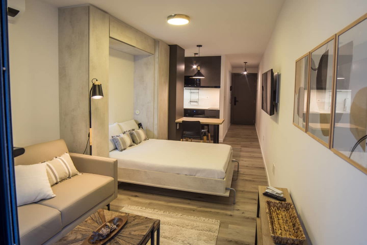 Modern Studio W/pool, Gym, Patio, Wif 5ghz - Montevideo