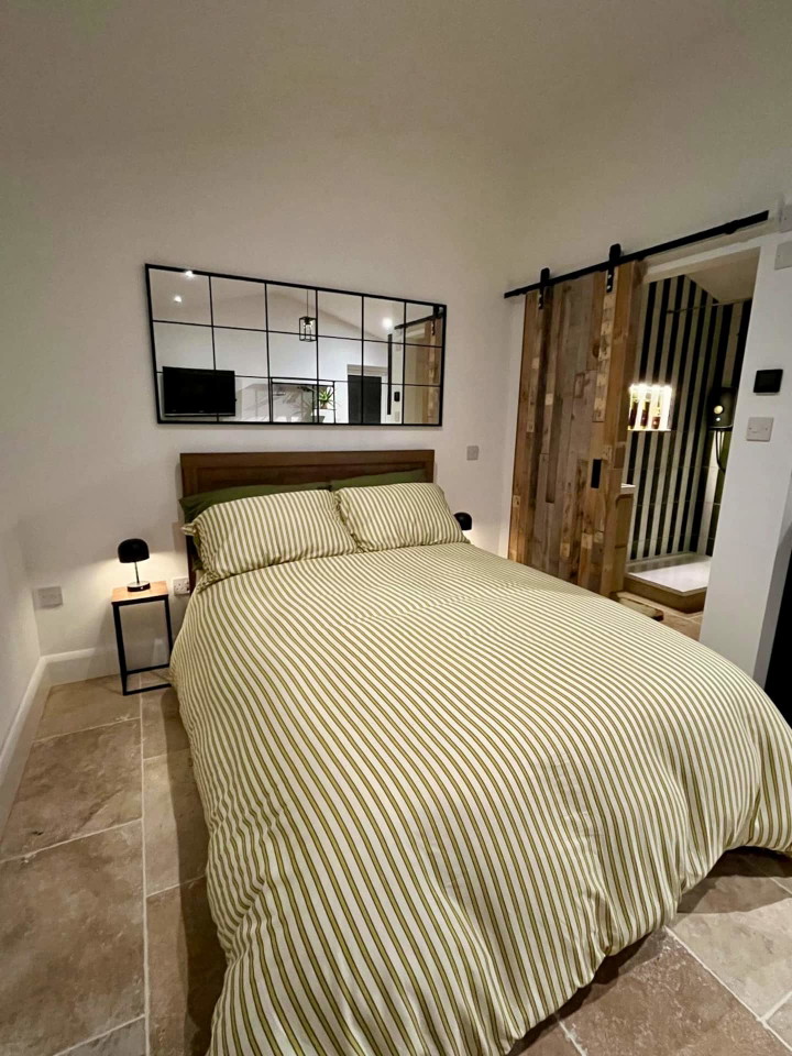 "The Annexe" Modern Self-contained Detached Studio - United Kingdom